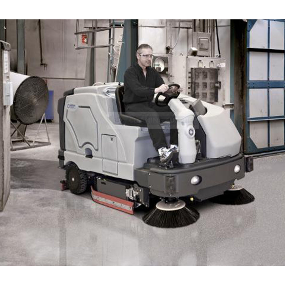 Nilfisk SC8000 Large Ride On Floor Scrubber / Dryer