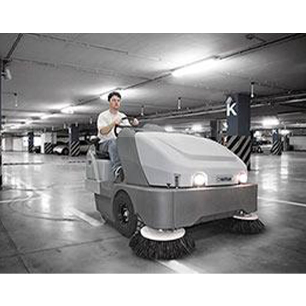 Nilfisk SW8000 Large Ride On Floor Sweeper